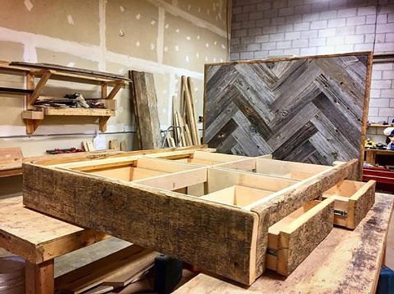 Reclaimed Wood Platform Bed - Woodify Canada