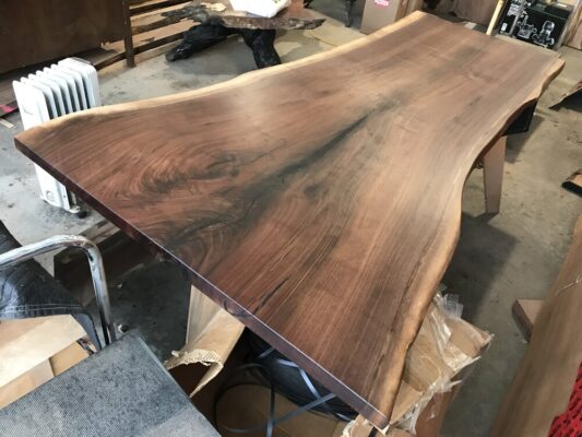 WALNUT LIVE EDGE TABLE - Woodify Canada